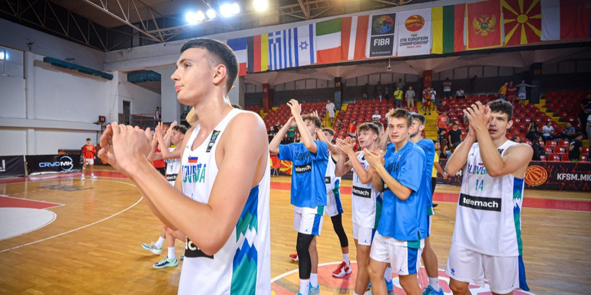 KZS - Slovenija med fantovskimi reprezentancami leto zaključuje na 13 ...